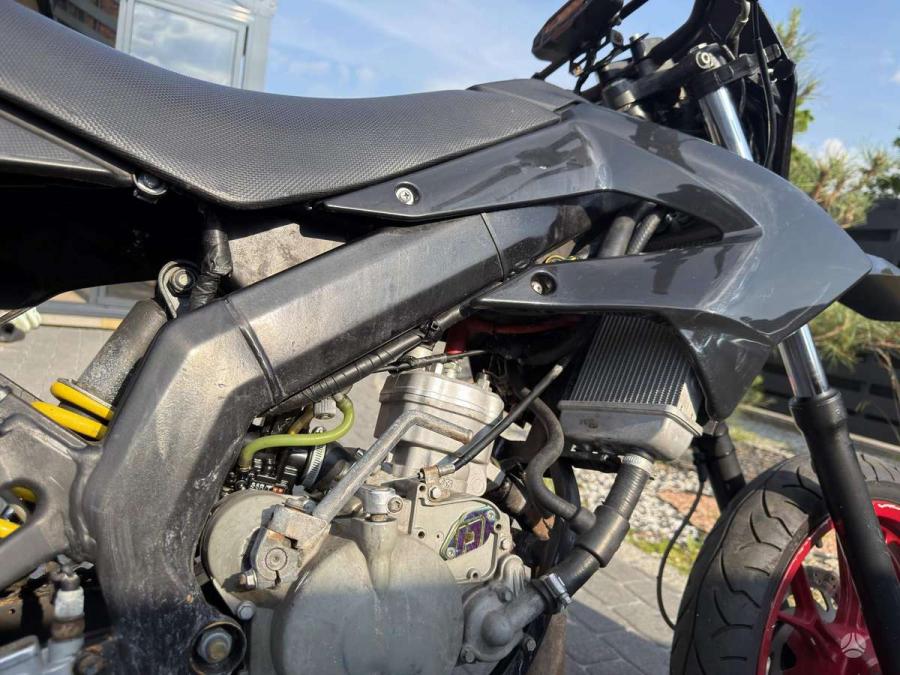 Melns Derbi Senda 2012 Klaipėda, ar dzinēja tilpumu 49.00 L un nobraukumu 25 tūkst. km par 2000 €, foto 9 vietnē AUTOMOTO.COM.LV