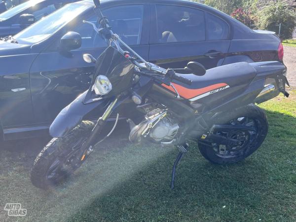 Melns Derbi Senda 2016 Pagėgiai, ar dzinēja tilpumu 0.05 L un nobraukumu 0 tūkst. km par 1750 €, foto 4 vietnē AUTOMOTO.COM.LV