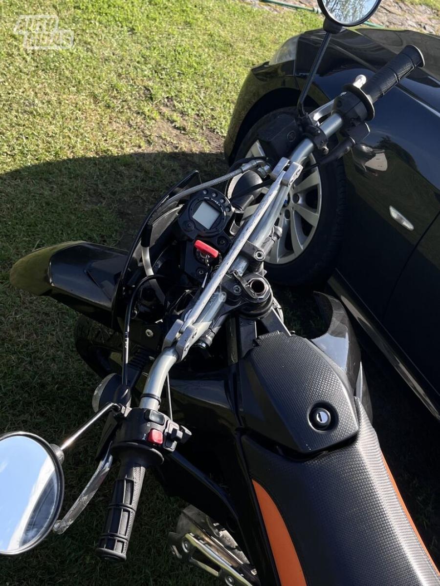 Black Derbi Senda 2016 in Pagegiai, with an engine capacity of 0.05 L and mileage of 0 thousand km for 1750 €, photo 5 on AUTOMOTO.COM.LV