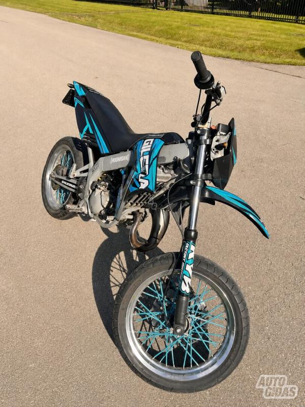 Zils Derbi Senda 2008 Panevēža, ar dzinēja tilpumu 0.07 L un nobraukumu 23 tūkst. km par 1200 €, foto 4 vietnē AUTOMOTO.COM.LV