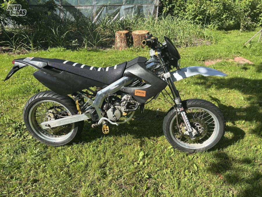 Derbi Senda 2003 in Silute, with an engine capacity of 0.00 L and mileage of 0 thousand km for 1600 €, photo 4 on AUTOMOTO.COM.LV