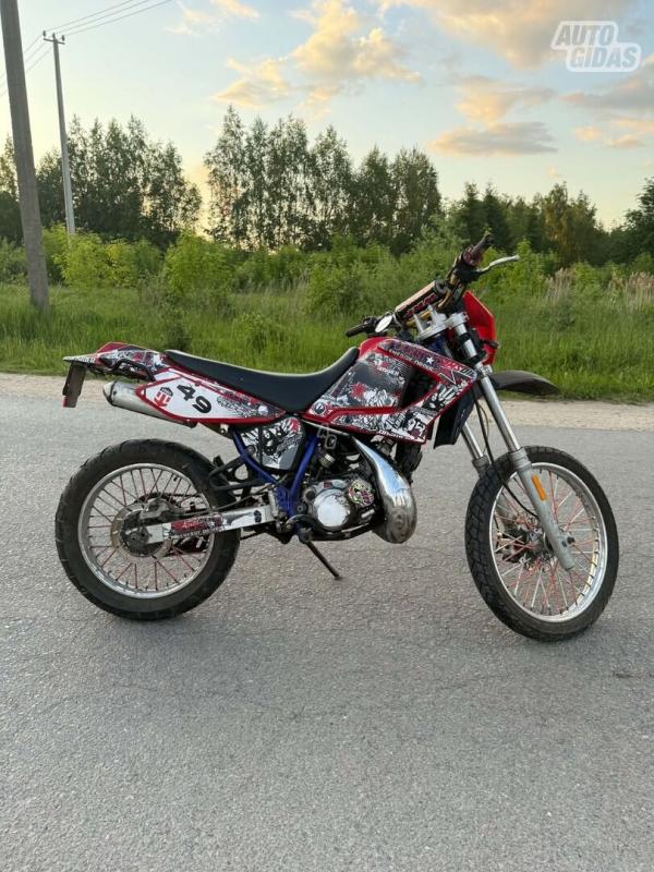 Derbi Senda 2004 Radviliškis, ar dzinēja tilpumu 0.05 L un nobraukumu 0 tūkst. km par 1100 €, foto 1 vietnē AUTOMOTO.COM.LV