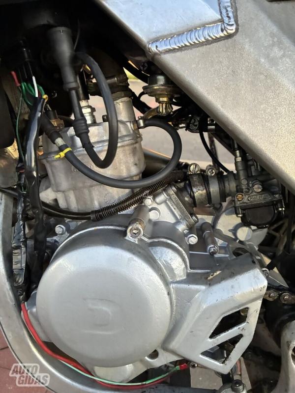 Derbi Senda 2009 Viļņa, ar dzinēja tilpumu 0.07 L un nobraukumu 15 tūkst. km par 1950 €, foto 8 vietnē AUTOMOTO.COM.LV