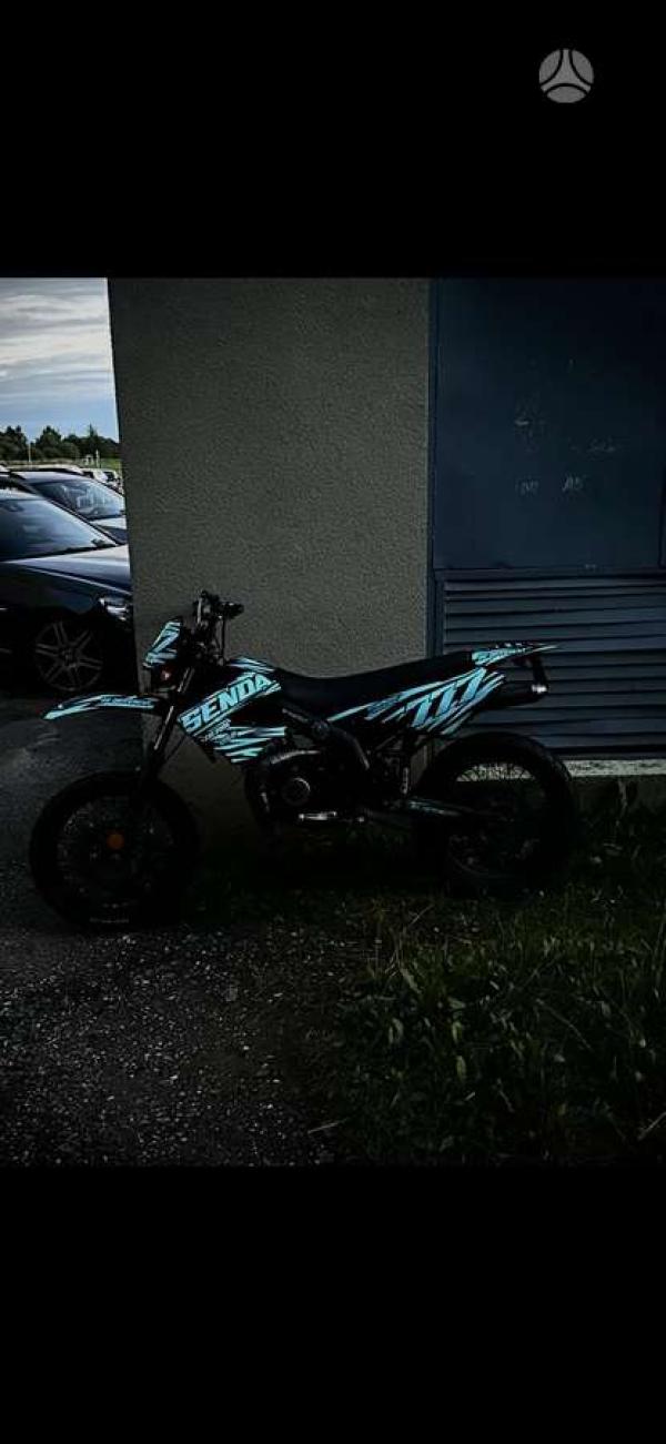 Derbi Senda 2010 Mažeikiai, ar dzinēja tilpumu 49.00 L un nobraukumu 17 tūkst. km par 1400 €, foto 3 vietnē AUTOMOTO.COM.LV