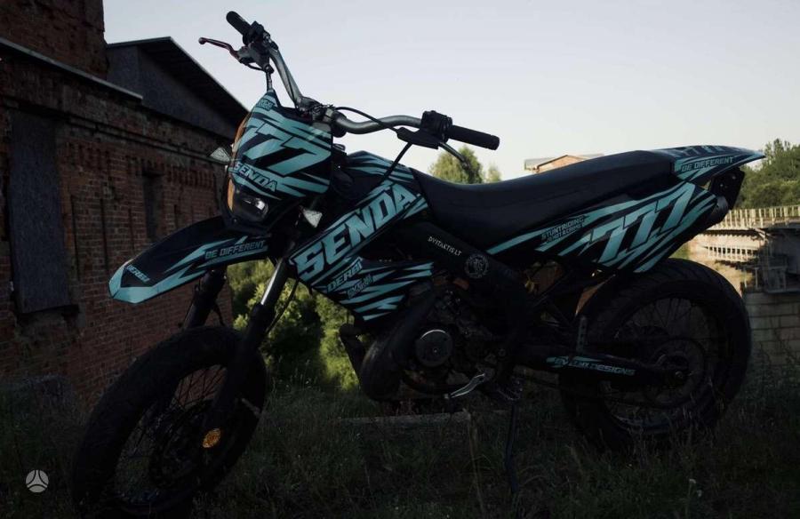 Derbi Senda 2010 Mažeikiai, ar dzinēja tilpumu 49.00 L un nobraukumu 17 tūkst. km par 1400 €, foto 5 vietnē AUTOMOTO.COM.LV
