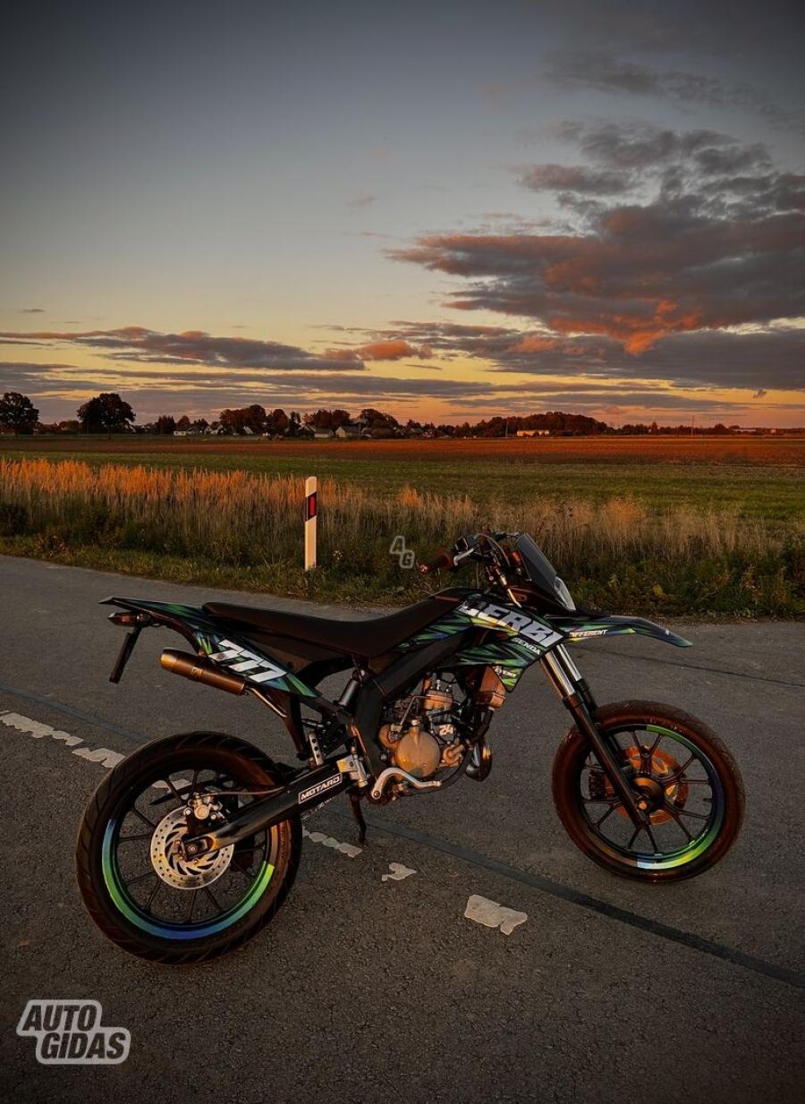 Derbi Senda 2011 in Jurbarkas, with an engine capacity of 0.05 L and mileage of 37 thousand km for 2400 €, photo 16 on AUTOMOTO.COM.LV