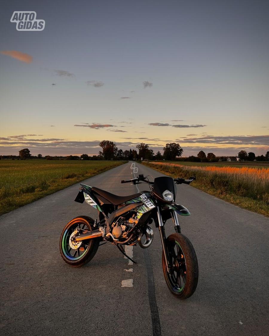Derbi Senda 2011 in Jurbarkas, with an engine capacity of 0.05 L and mileage of 37 thousand km for 2400 €, photo 17 on AUTOMOTO.COM.LV