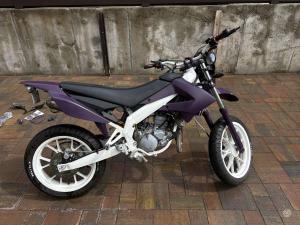 Derbi Senda 2011 in Kaunas, with an engine capacity of 49.00 L and mileage of 10 thousand km for 1670 €, photo 1 on AUTOMOTO.COM.LV