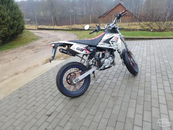 Derbi Senda 2012 in Trakai, with an engine capacity of 0.05 L and mileage of 15 thousand km for 1200 €, photo 3 on AUTOMOTO.COM.LV