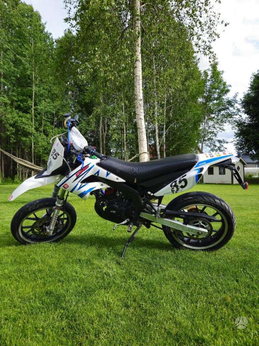 Derbi Senda 2014 в Плунге, объемом двигателя 49.00 л и пробегом 27 тыс. км за 1650 €, фото 4 на AUTOMOTO.COM.LV