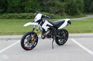 Derbi Senda 2015 Viļņa, ar dzinēja tilpumu 0.05 L un nobraukumu 0 tūkst. km par 1850 €, foto 4 vietnē AUTOMOTO.COM.LV