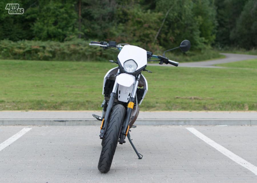 Derbi Senda 2015 in Vilnius, with an engine capacity of 0.05 L and mileage of 0 thousand km for 1700 €, photo 3 on AUTOMOTO.COM.LV
