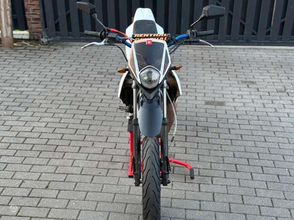 Derbi Senda 2016 Vievis, ar dzinēja tilpumu 50.00 L un nobraukumu 11 tūkst. km par 1350 €, foto 5 vietnē AUTOMOTO.COM.LV