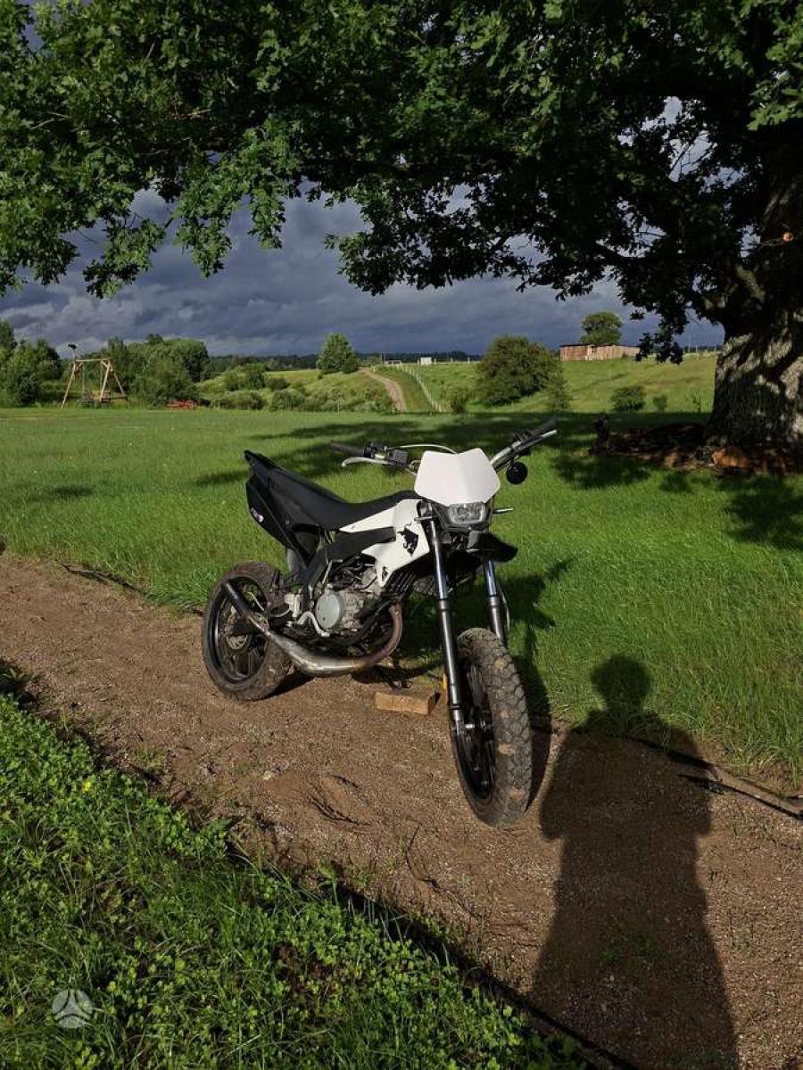 Derbi Senda 2017 в Пренай, объемом двигателя 50.00 л и пробегом 29 тыс. км за 1650 €, фото 6 на AUTOMOTO.COM.LV