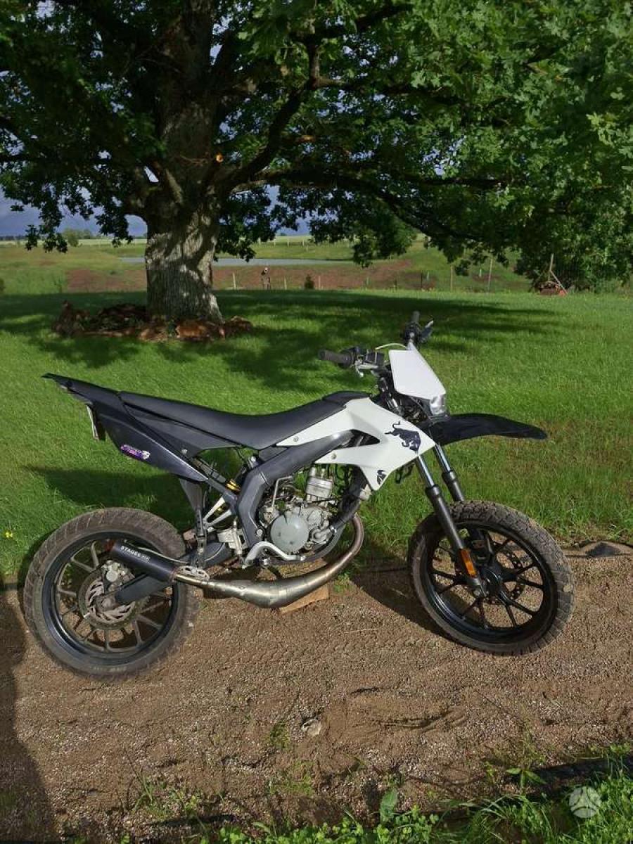 Derbi Senda 2017 в Пренай, объемом двигателя 50.00 л и пробегом 29 тыс. км за 1650 €, фото 5 на AUTOMOTO.COM.LV