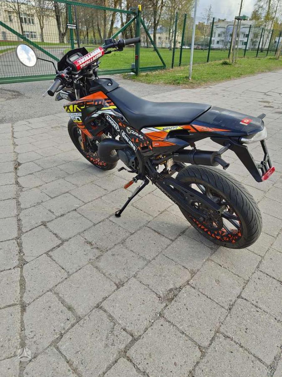Derbi Senda 2018 в Вильнюс, объемом двигателя 50.00 л и пробегом 20 тыс. км за 1850 €, фото 4 на AUTOMOTO.COM.LV