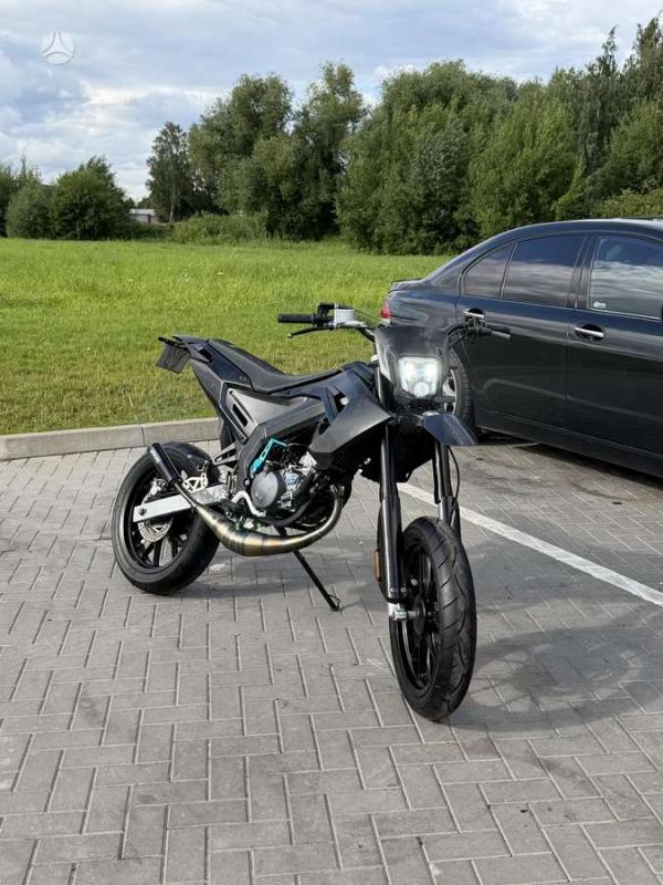 Derbi Senda 2019 Marijampole, ar dzinēja tilpumu 50.00 L un nobraukumu 21 tūkst. km par 1850 €, foto 1 vietnē AUTOMOTO.COM.LV