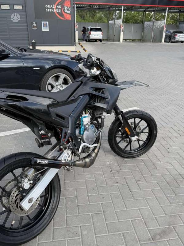 Derbi Senda 2019 Marijampole, ar dzinēja tilpumu 50.00 L un nobraukumu 21 tūkst. km par 1850 €, foto 3 vietnē AUTOMOTO.COM.LV