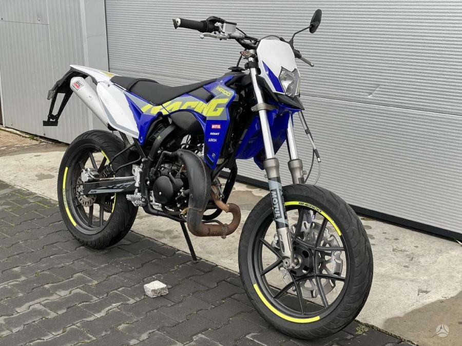 Derbi Senda 2024 Vilkaviškis, ar dzinēja tilpumu 49.00 L un nobraukumu 5 tūkst. km par 1600 €, foto 1 vietnē AUTOMOTO.COM.LV