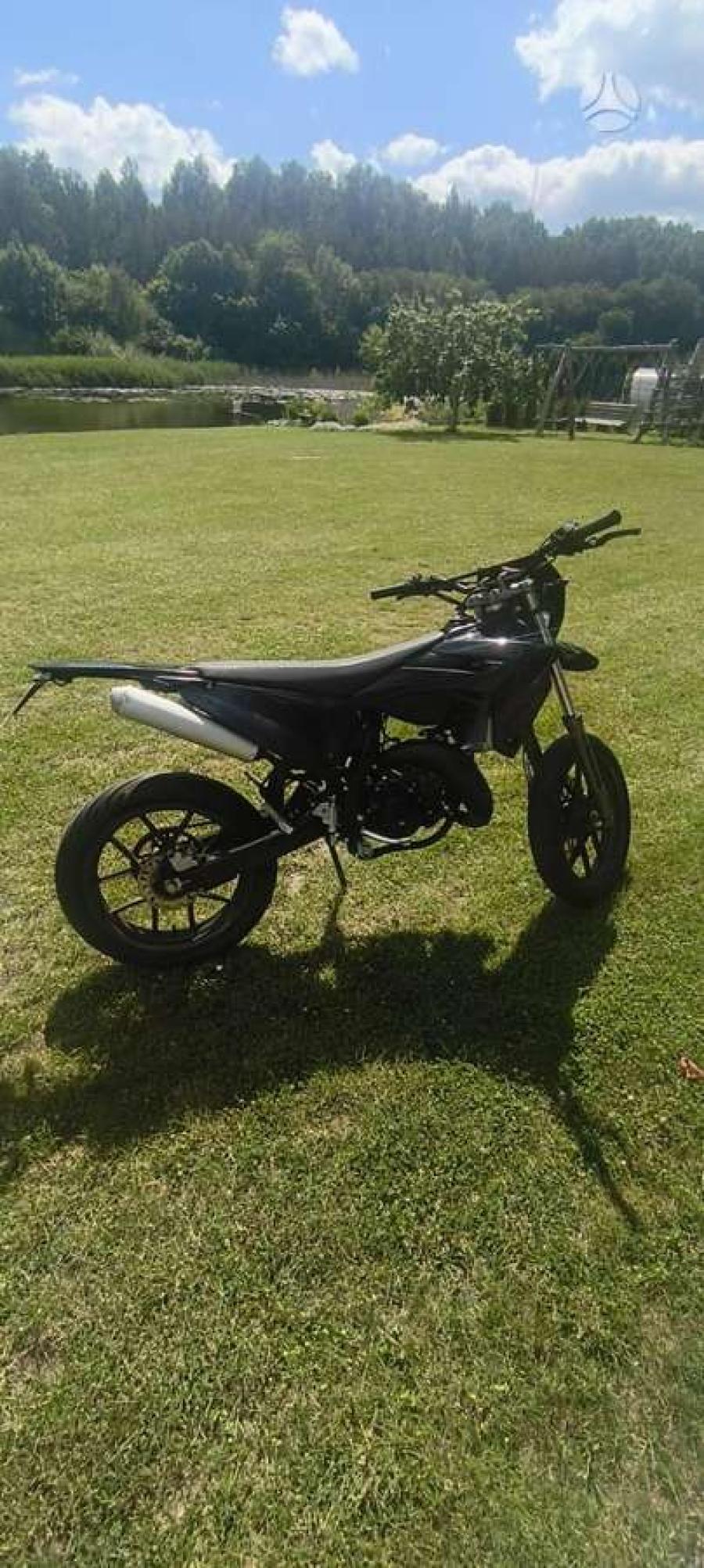 Derbi Senda 2024 in Alytus, with an engine capacity of 49.00 L and mileage of 6 thousand km for 2450 €, photo 7 on AUTOMOTO.COM.LV