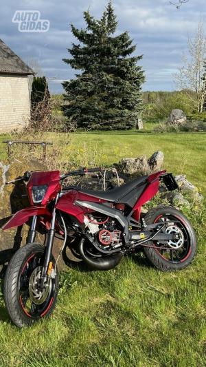 Red Derbi Senda 2016 in Radviliskis, with an engine capacity of 0.05 L and mileage of 11 thousand km for 2600 €, photo 5 on AUTOMOTO.COM.LV