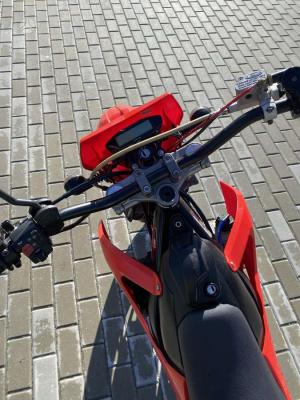 Red Derbi Senda 2023 in Taurage, with an engine capacity of 49.00 L and mileage of 20 thousand km for 1670 €, photo 12 on AUTOMOTO.COM.LV