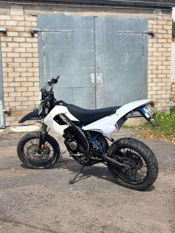 Balts Derbi Senda 2007 Tauragė, ar dzinēja tilpumu 49.00 L un nobraukumu 0 tūkst. km par 1500 €, foto 6 vietnē AUTOMOTO.COM.LV