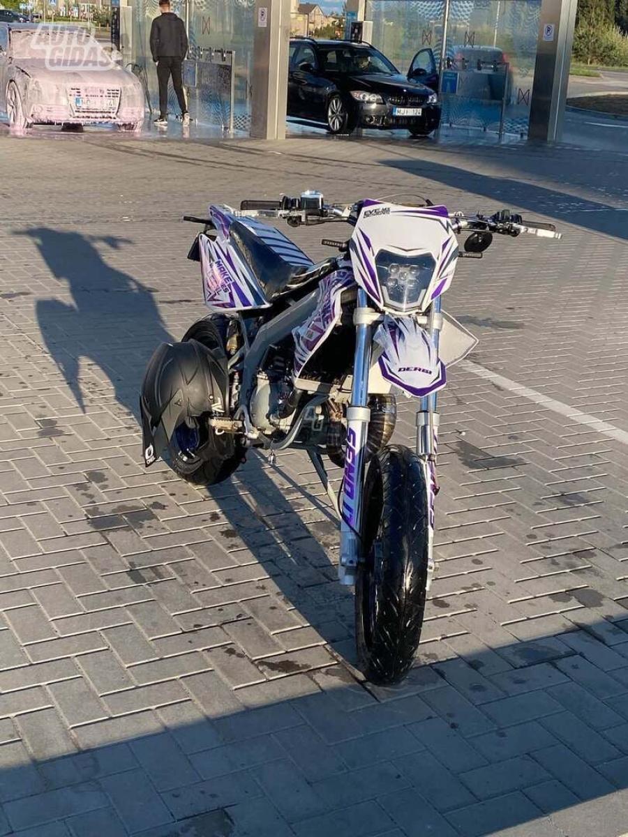 White Derbi Senda 2009 in Gargzdai, with an engine capacity of 0.05 L and mileage of 7 thousand km for 2000 €, photo 10 on AUTOMOTO.COM.LV