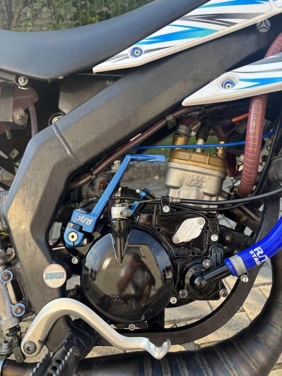 White Derbi Senda 2014 in Raseiniai, with an engine capacity of 50.00 L and mileage of 0 thousand km for 2250 €, photo 5 on AUTOMOTO.COM.LV
