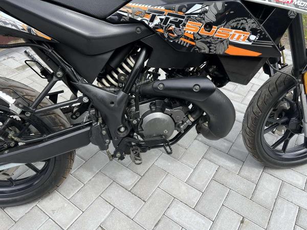 White Derbi Senda 2015 in Kaunas, with an engine capacity of 49.00 L and mileage of 2 thousand km for 1750 €, photo 7 on AUTOMOTO.COM.LV