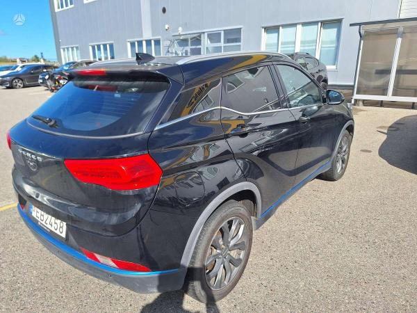 Black DFSK Seres 3 2023 in Klaipeda, with an engine capacity of 0.00 L and mileage of 24 thousand km for 18000 €, photo 4 on AUTOMOTO.COM.LV