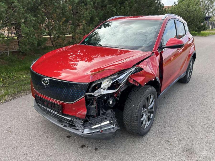 Sarkans DFSK Seres 3 2025 Klaipėda, ar dzinēja tilpumu 0.00 L un nobraukumu 0 tūkst. km par 12700 €, foto 3 vietnē AUTOMOTO.COM.LV
