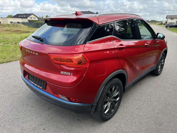 Red DFSK Seres 3 2025 in Klaipeda, with an engine capacity of 0.00 L and mileage of 0 thousand km for 12700 €, photo 4 on AUTOMOTO.COM.LV