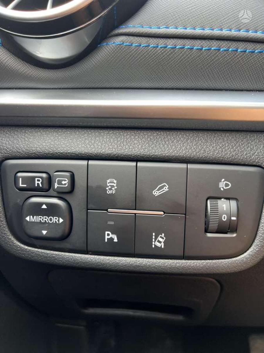 Sarkans DFSK Seres 3 2025 Klaipėda, ar dzinēja tilpumu 0.00 L un nobraukumu 0 tūkst. km par 12700 €, foto 8 vietnē AUTOMOTO.COM.LV
