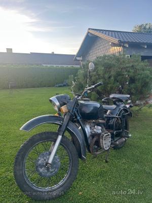 Melns Dnepr K 750 1976 Rapla, ar dzinēja tilpumu 0.75 L un nobraukumu 0 tūkst. km par 999 €, foto  vietnē AUTOMOTO.COM.LV