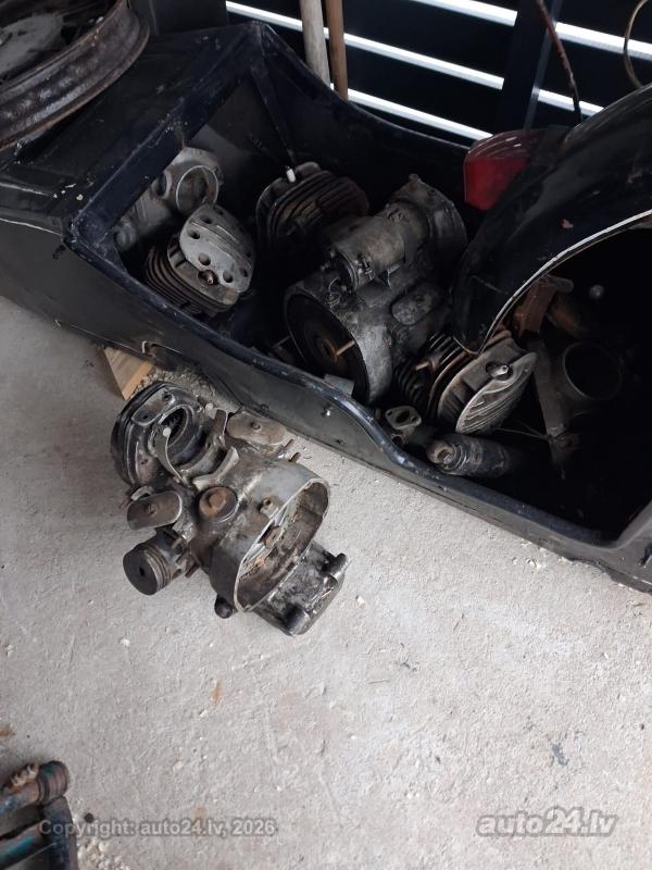Melns Dnepr K 750 1976 Rapla, ar dzinēja tilpumu 0.75 L un nobraukumu 0 tūkst. km par 999 €, foto 4 vietnē AUTOMOTO.COM.LV