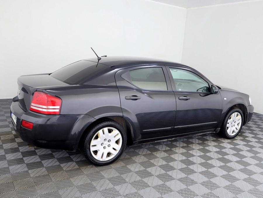 Melns Dodge Avenger 2007 Tallina, ar dzinēja tilpumu 2.00 L un nobraukumu 228 tūkst. km par 1199 €, foto 4 vietnē AUTOMOTO.COM.LV