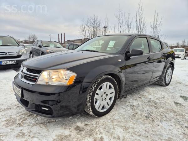 Black Dodge Avenger 2014 in Liepaja, with an engine capacity of 2.40 L and mileage of 136 thousand km for 3950 €, photo 1 on AUTOMOTO.COM.LV