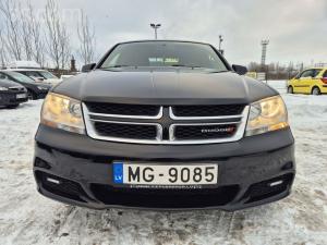 Black Dodge Avenger 2014 in Liepaja, with an engine capacity of 2.40 L and mileage of 136 thousand km for 3950 €, photo 2 on AUTOMOTO.COM.LV