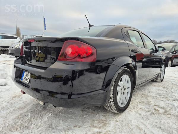 Black Dodge Avenger 2014 in Liepaja, with an engine capacity of 2.40 L and mileage of 136 thousand km for 3950 €, photo 5 on AUTOMOTO.COM.LV
