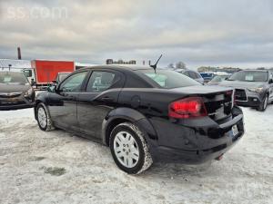 Black Dodge Avenger 2014 in Liepaja, with an engine capacity of 2.40 L and mileage of 136 thousand km for 3950 €, photo 7 on AUTOMOTO.COM.LV