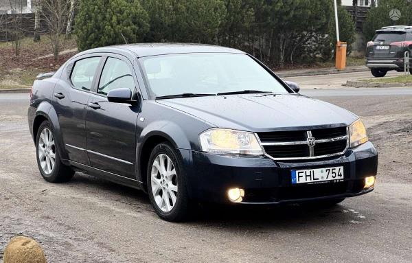 Blue Dodge Avenger 2011 in Vilnius, with an engine capacity of 1.97 L and mileage of 165 thousand km for 1400 €, photo 1 on AUTOMOTO.COM.LV