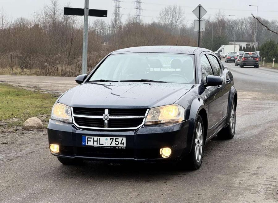 Zils Dodge Avenger 2011 Viļņa, ar dzinēja tilpumu 1.97 L un nobraukumu 165 tūkst. km par 1400 €, foto 2 vietnē AUTOMOTO.COM.LV