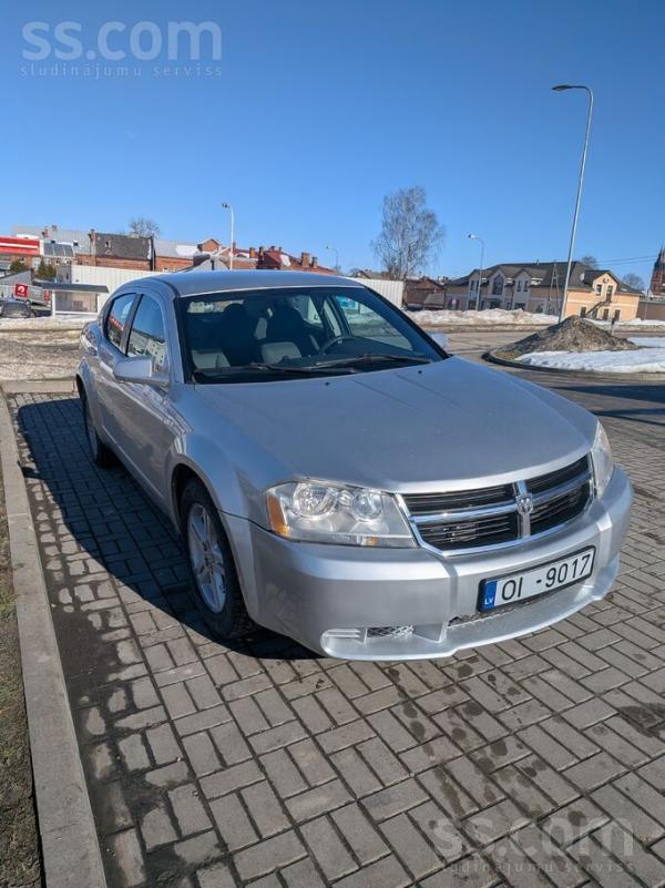 Grey Dodge Avenger 2008 in Rezekne, with an engine capacity of 2.40 L and mileage of 158 thousand km for 2000 €, photo 3 on AUTOMOTO.COM.LV