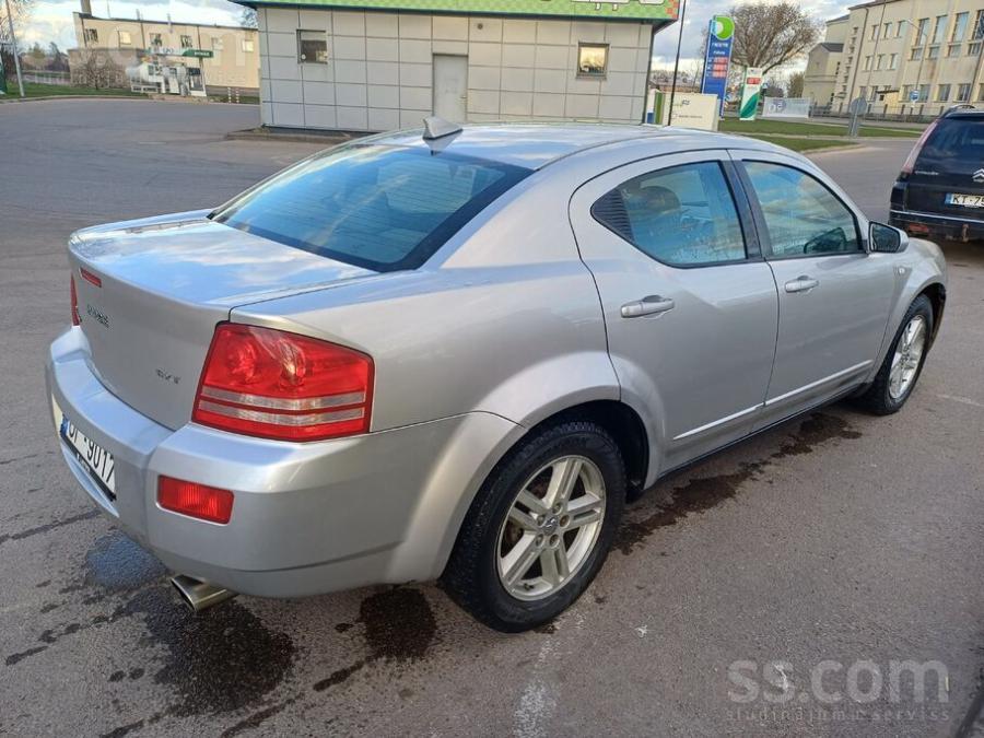Grey Dodge Avenger 2008 in Daugavpils, with an engine capacity of 2.40 L and mileage of 159 thousand km for 2550 €, photo 4 on AUTOMOTO.COM.LV