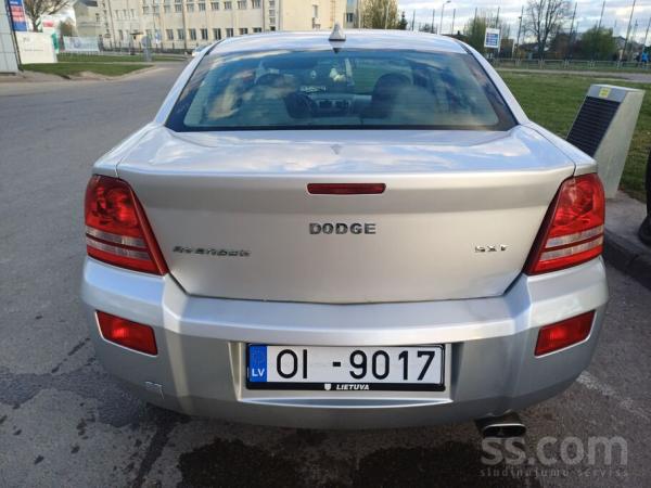 Серый Додж Авенджер 2008 в Даугавпилс, объемом двигателя 2.40 л и пробегом 159 тыс. км за 2550 €, фото 5 на AUTOMOTO.COM.LV