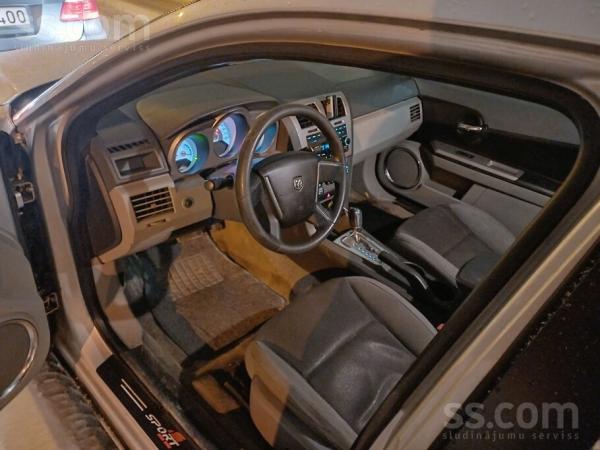 Серый Додж Авенджер 2008 в Даугавпилс, объемом двигателя 2.40 л и пробегом 159 тыс. км за 2550 €, фото 7 на AUTOMOTO.COM.LV
