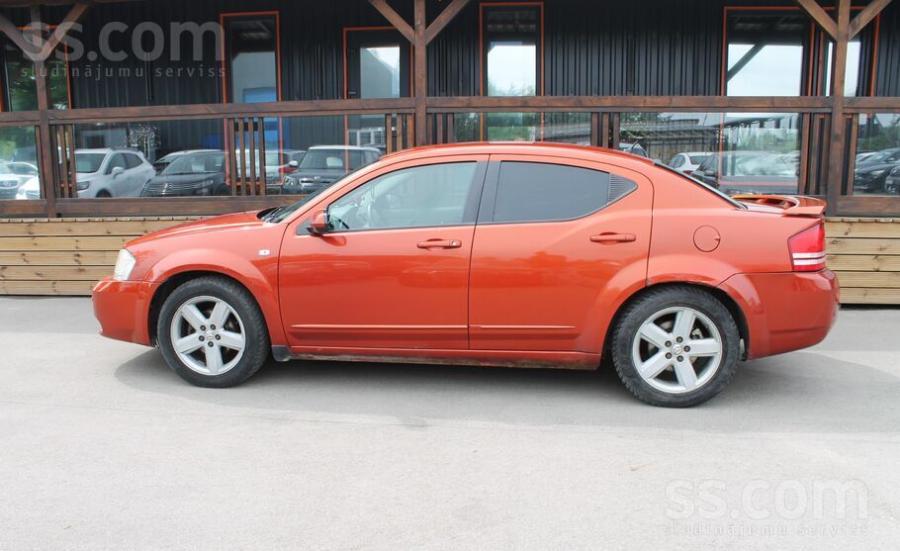 Orange Dodge Avenger 2007 in Riga, with an engine capacity of 2.00 L and mileage of 0 thousand km for 2490 €, photo 5 on AUTOMOTO.COM.LV