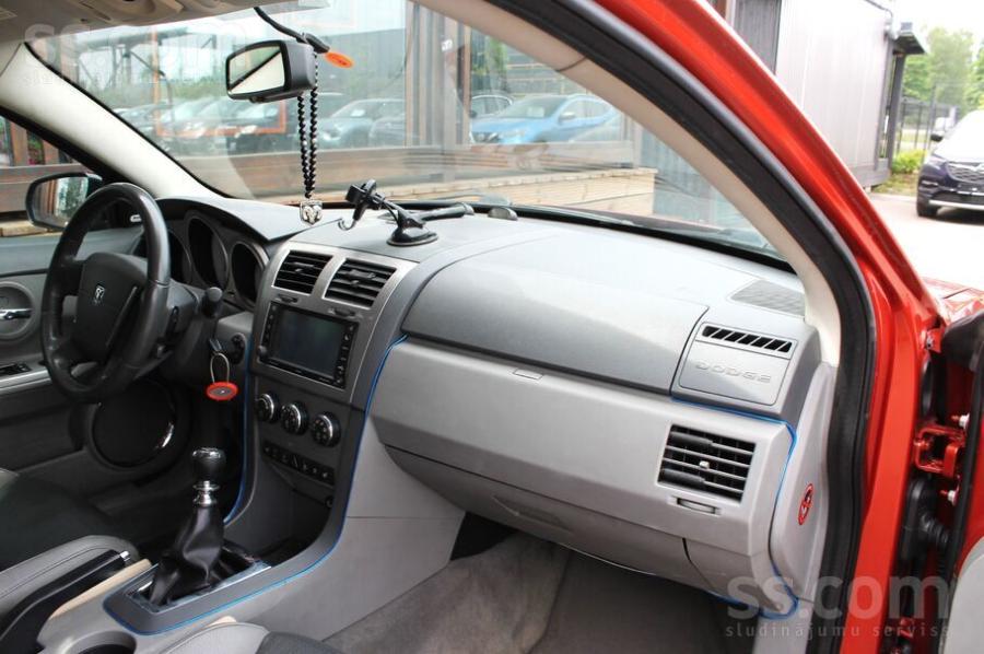 Orange Dodge Avenger 2007 in Riga, with an engine capacity of 2.00 L and mileage of 0 thousand km for 2490 €, photo 10 on AUTOMOTO.COM.LV