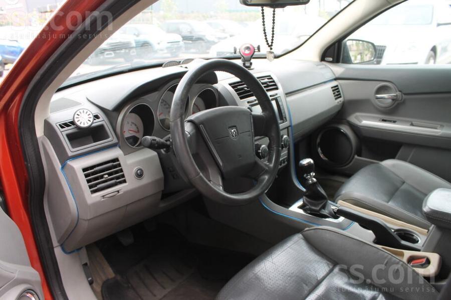 Orange Dodge Avenger 2007 in Riga, with an engine capacity of 2.00 L and mileage of 0 thousand km for 2490 €, photo 14 on AUTOMOTO.COM.LV